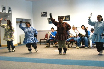 Barrow, Ukpiagvik, Inupiat, Point Barrow, Museum of the North, Ester